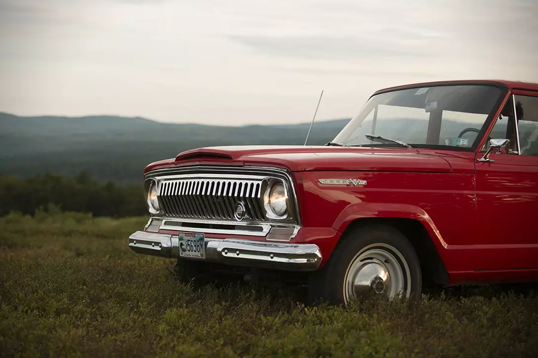 Blok Lelang: 1968 Jeep Wagoneer 918_3