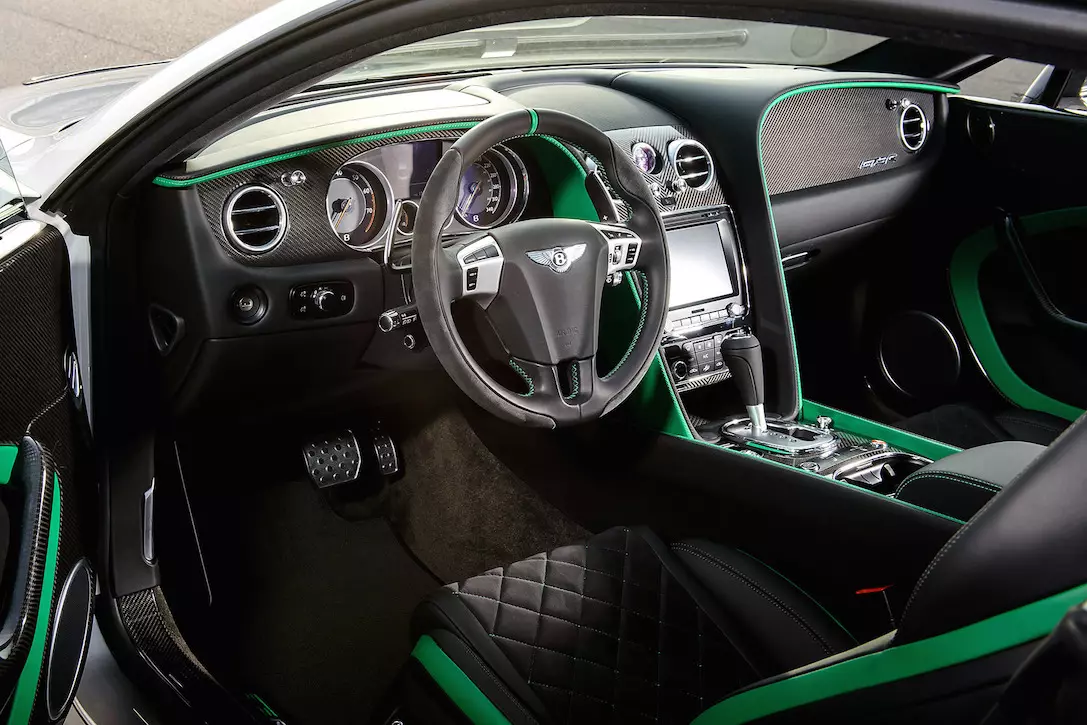 Bentley Continental GT3R ການຖ່າຍຮູບ: James Lipman // jameslipman.com