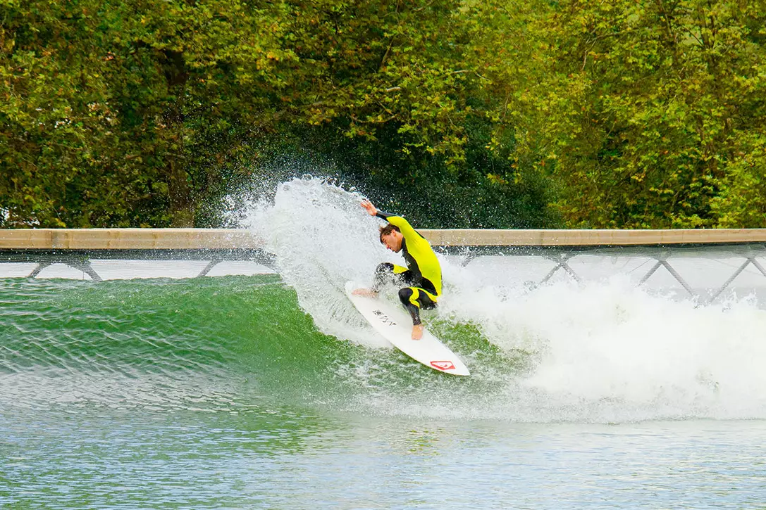 I-Surf Snowdonia 4