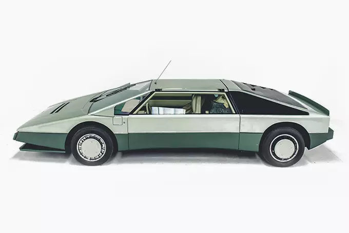 1980 Aston Martin 'Bulldog' ໂດຍລົດມໍເຕີຄລາສສິກ 9671_1