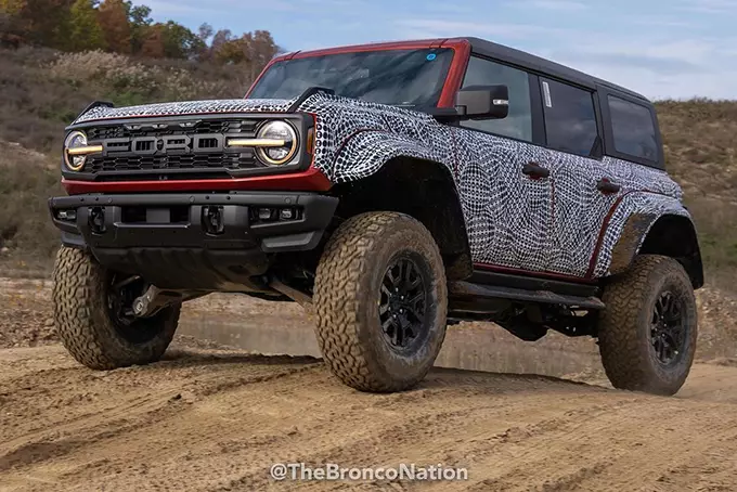 2022 Ford Bronco Raptor Teaser ဓာတ်ပုံများ 9700_1