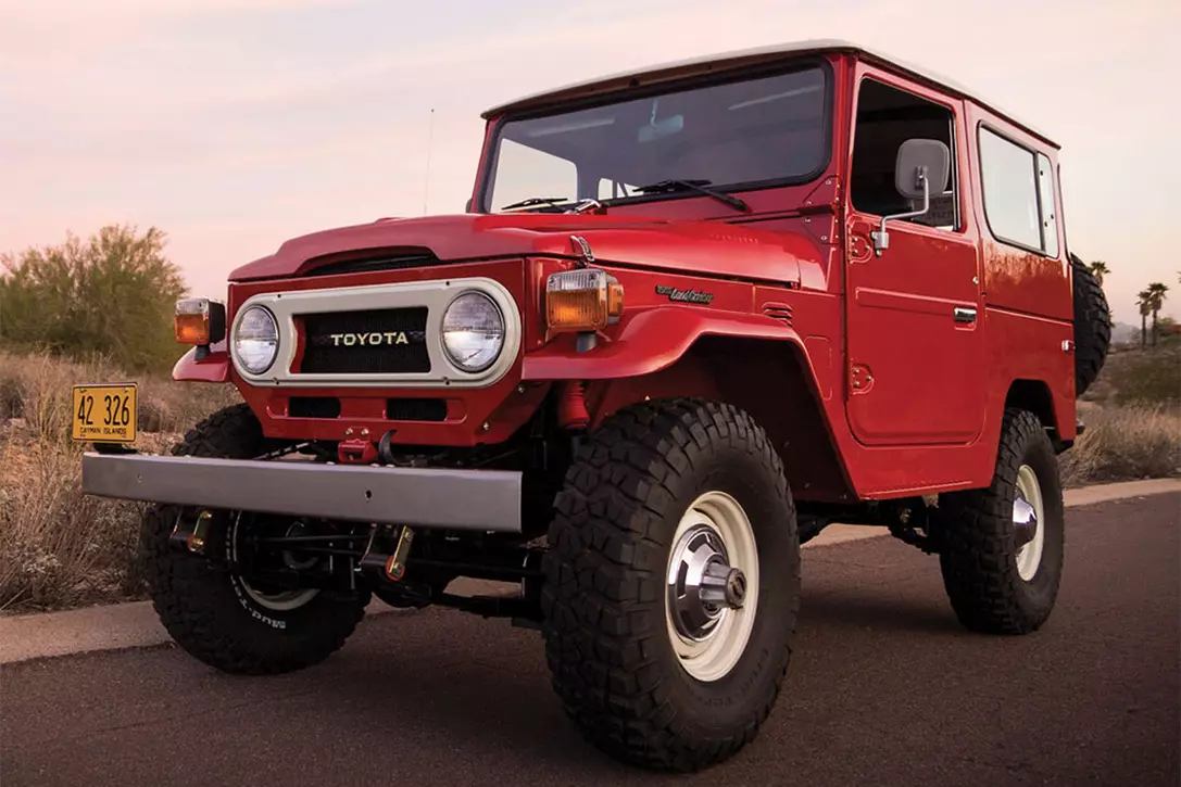 Auction Block- Toyota Land Cruiser FJ40 3 του 1978