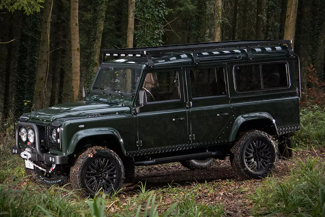 Arkonik의 Land Rover Defender 110 'Koop' 9712_2