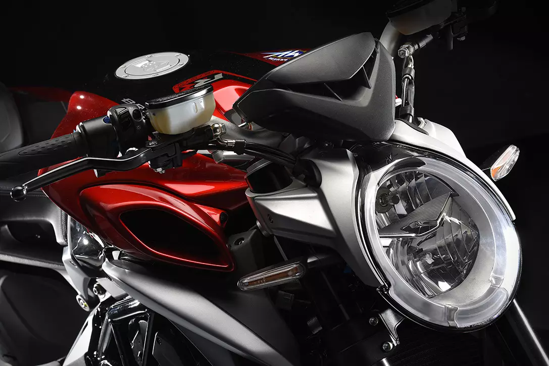 MV Agusta Brutale 800 RR 02