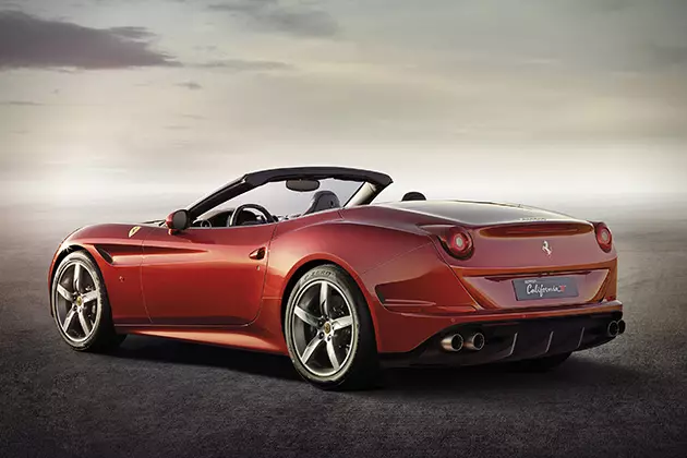 Ferrari California T 4 z roku 2015