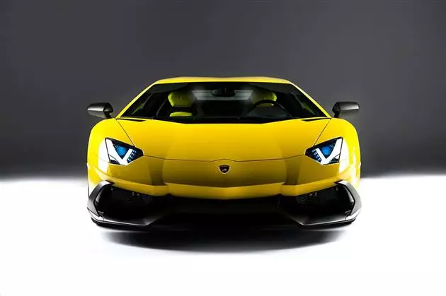 Lamborghini Aventador LP720-4 50 Anniversario Edition (4)