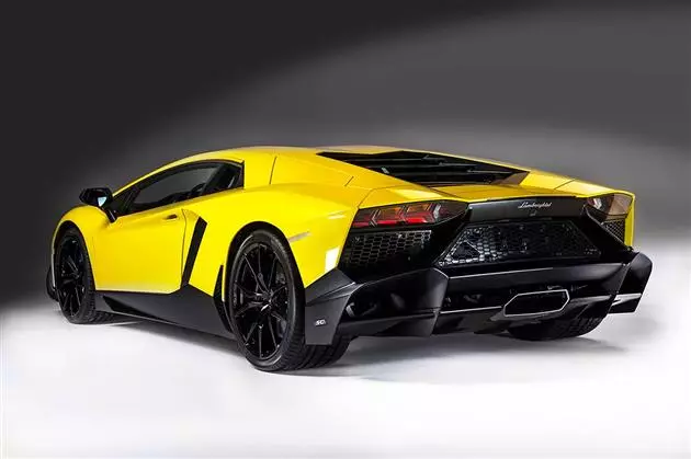 Lamborghini Aventador LP720-4 50 Anniversario Edition (2)